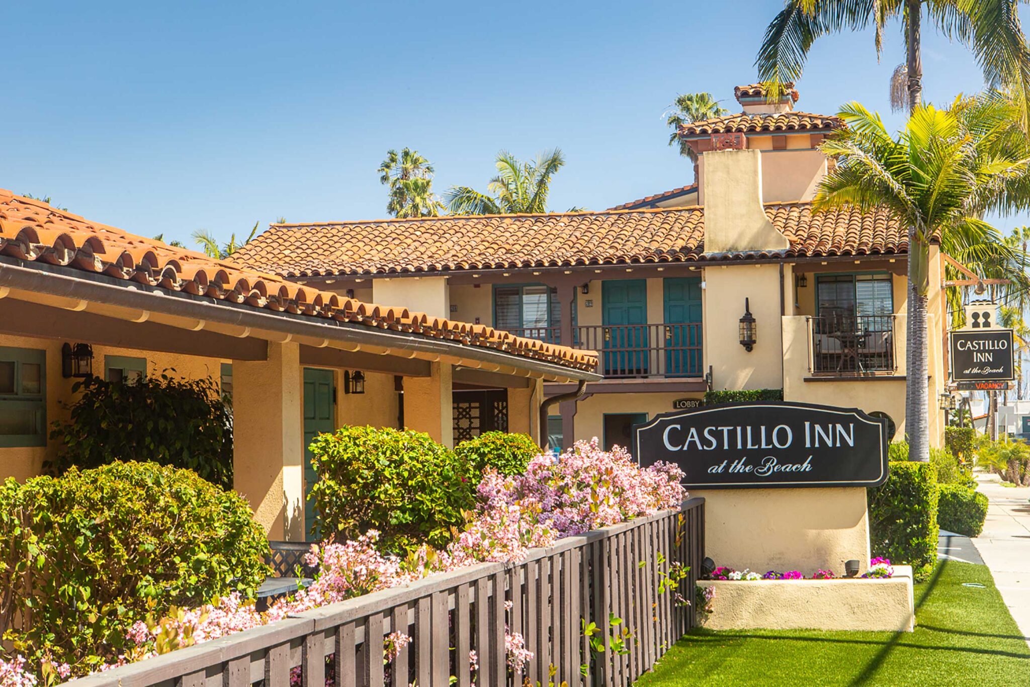 Santa Barbara Hotel Deals | Castillo Inn Hotel Special Offers